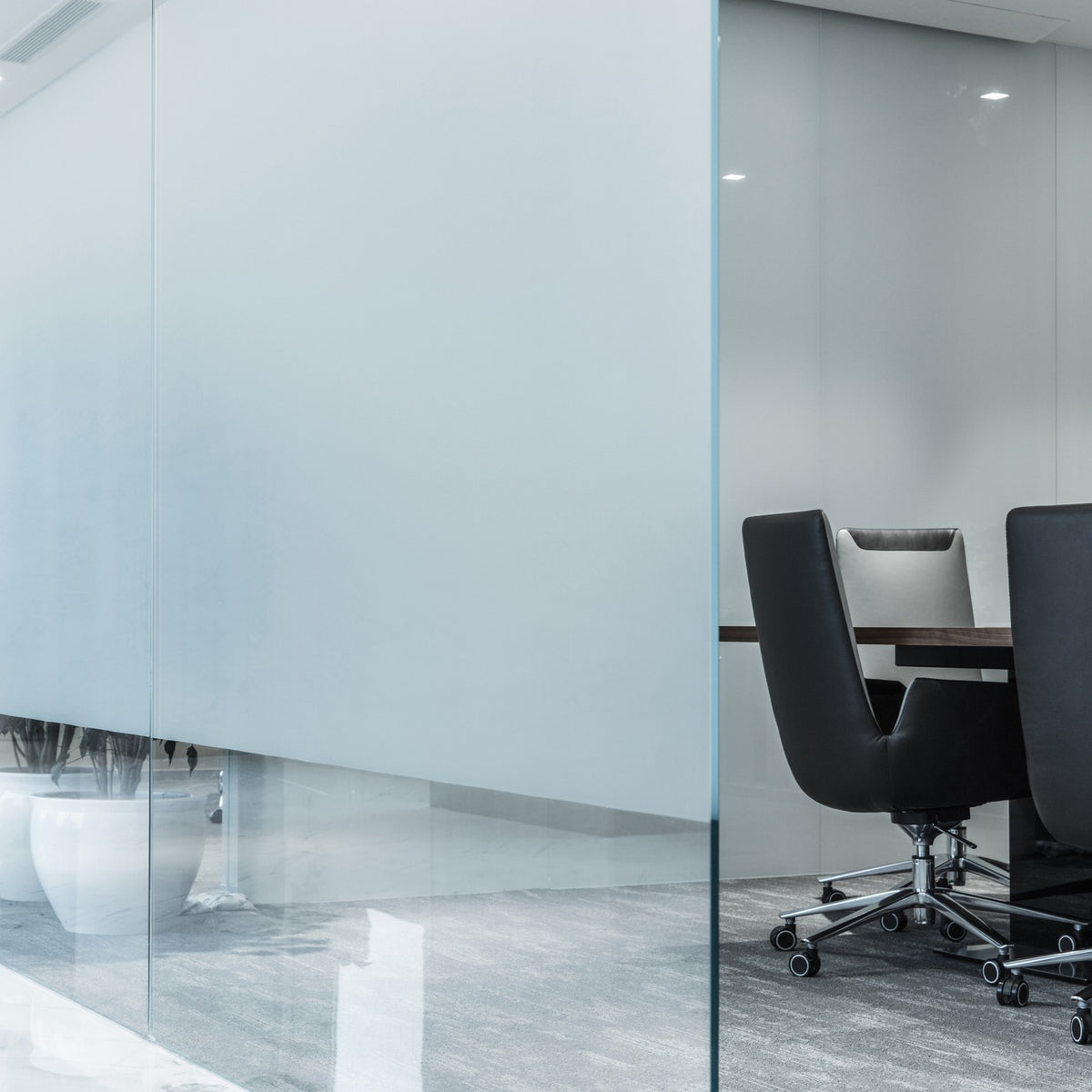 Frosted Privacy – Contra Vision North America